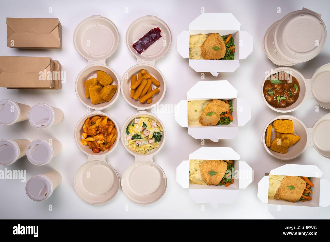 Pack lunch packed box hi-res stock photography and images - Alamy