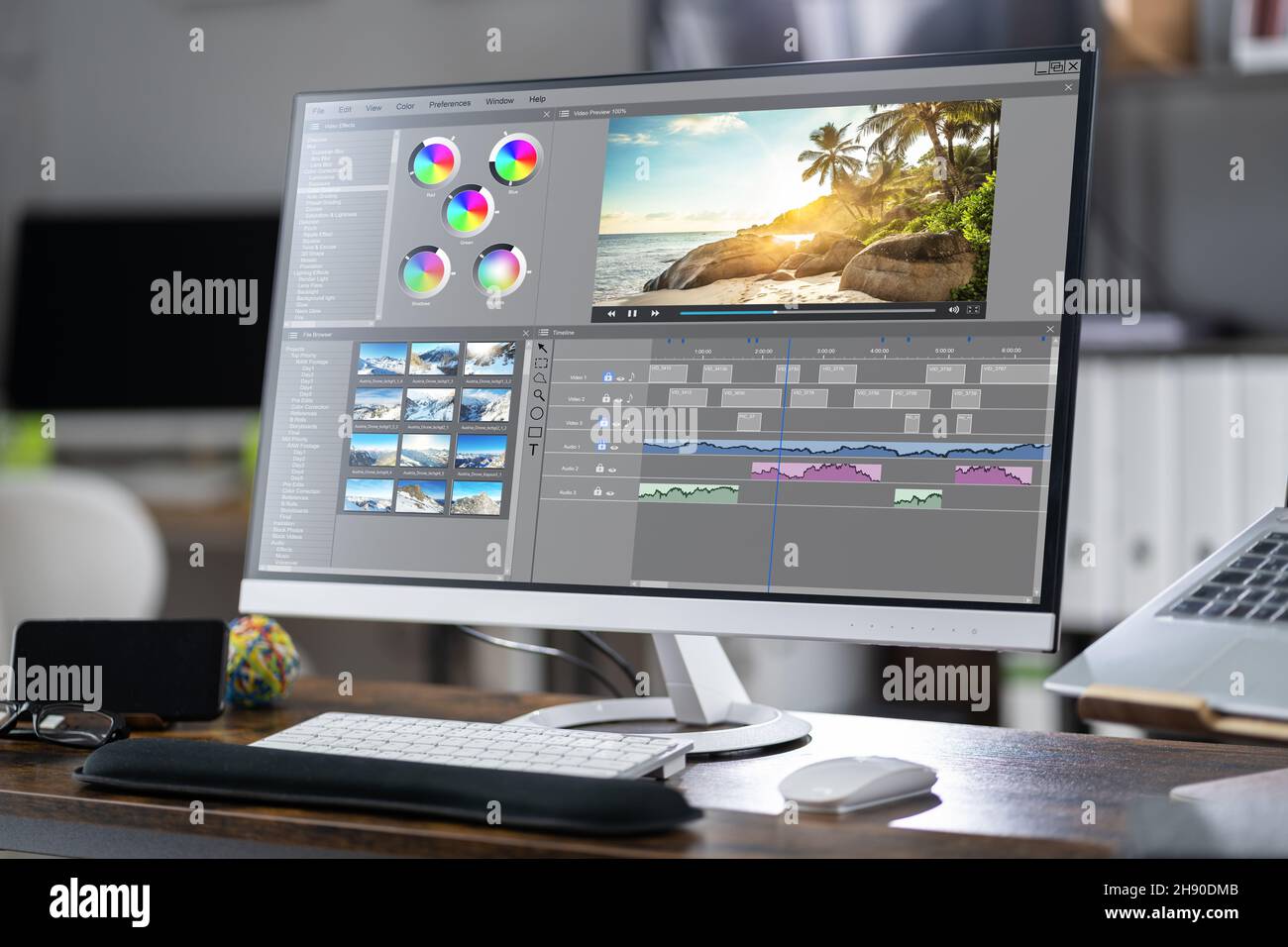 Photo edit software hi-res stock photography and images - Alamy
