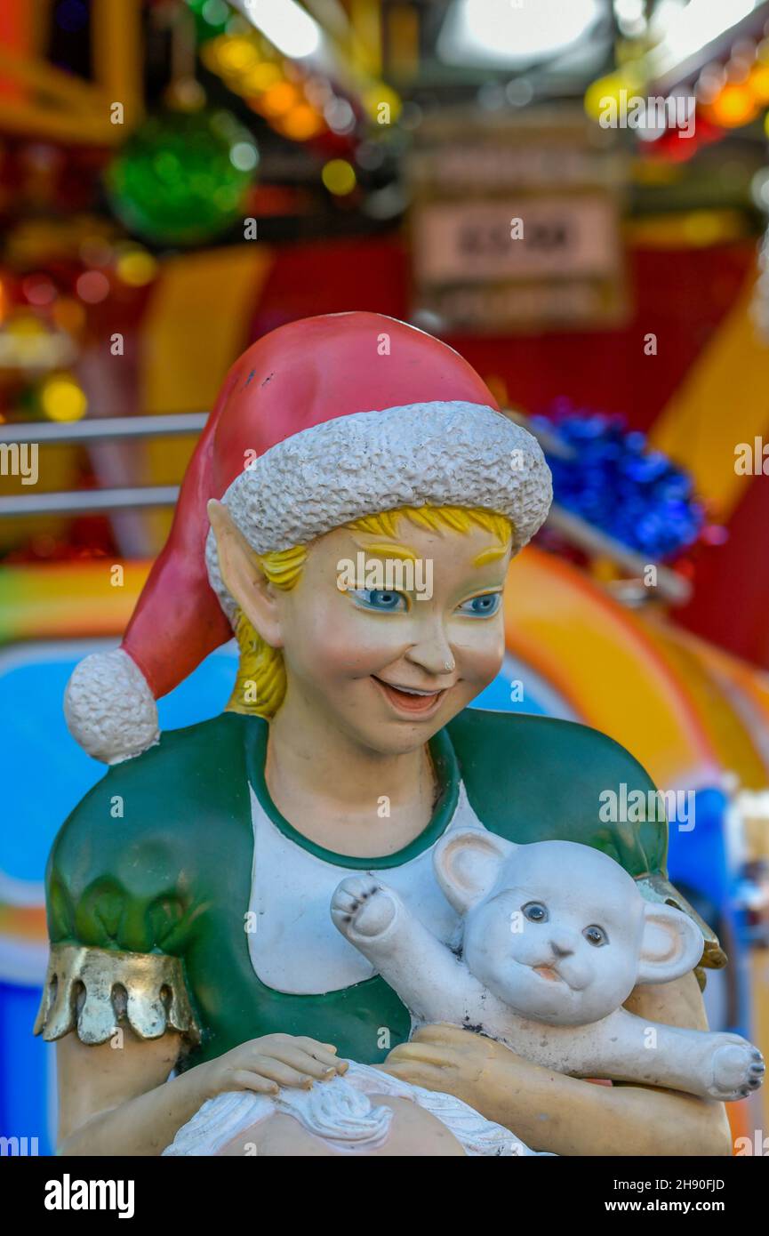 Smiling fairground ride celebrating hi-res stock photography and images ...
