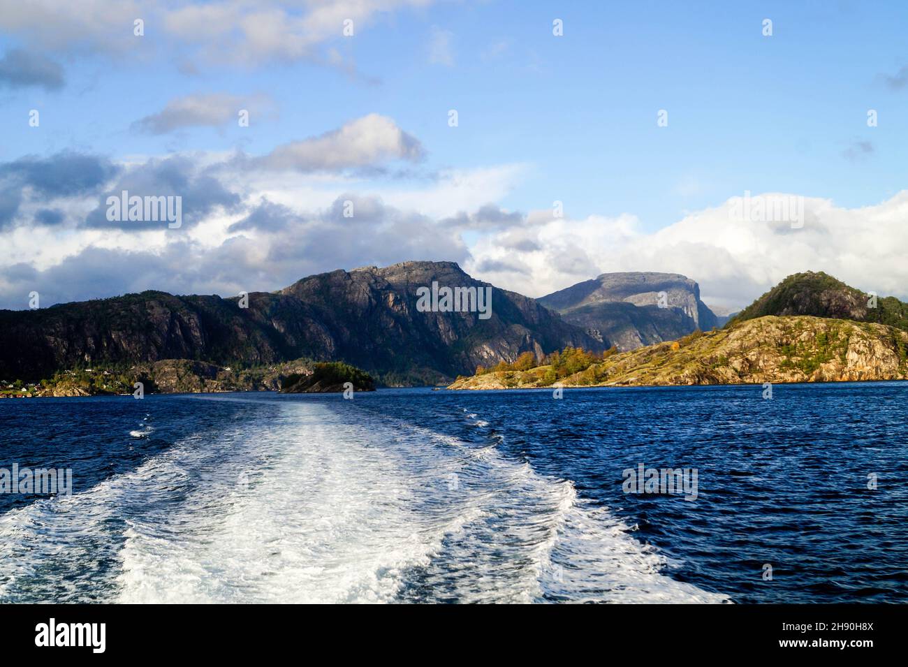 Hurtigruten in geiranger fjord hi-res stock photography and images - Alamy