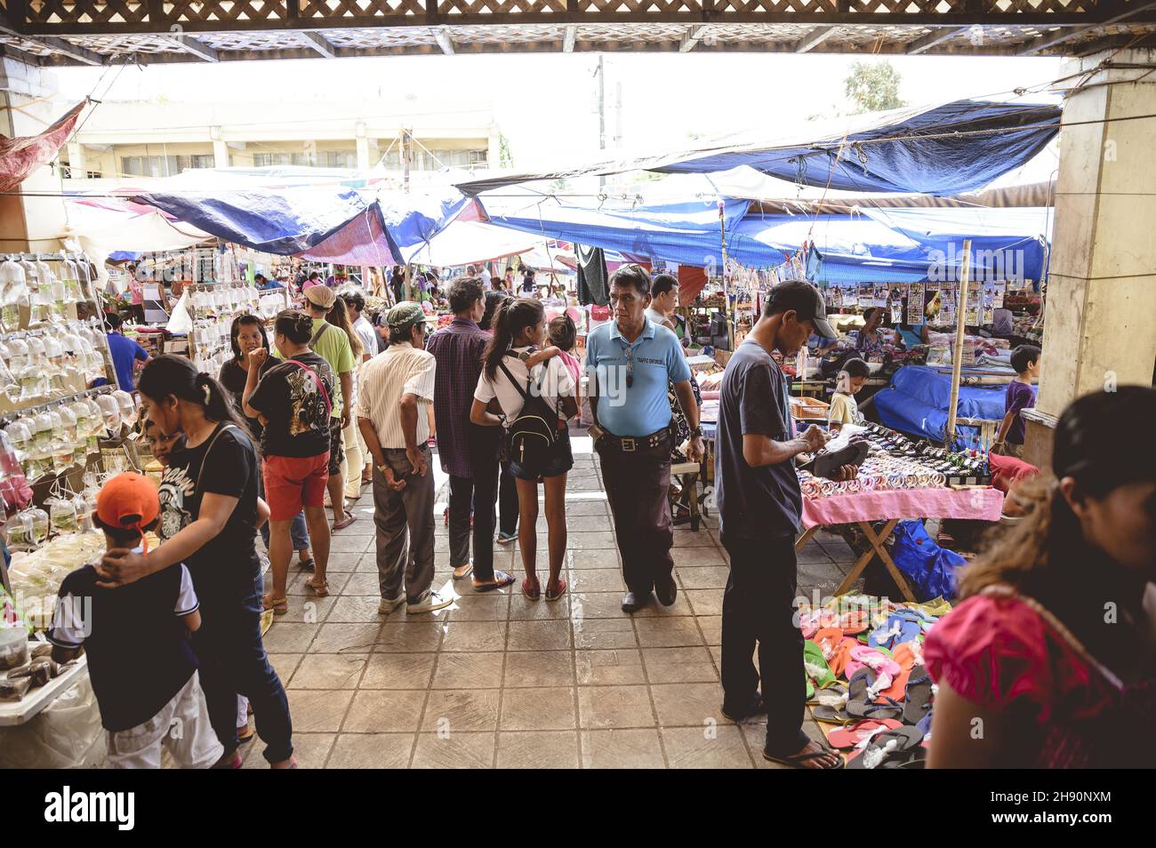 Traditional filipino store hi-res stock photography and images - Alamy