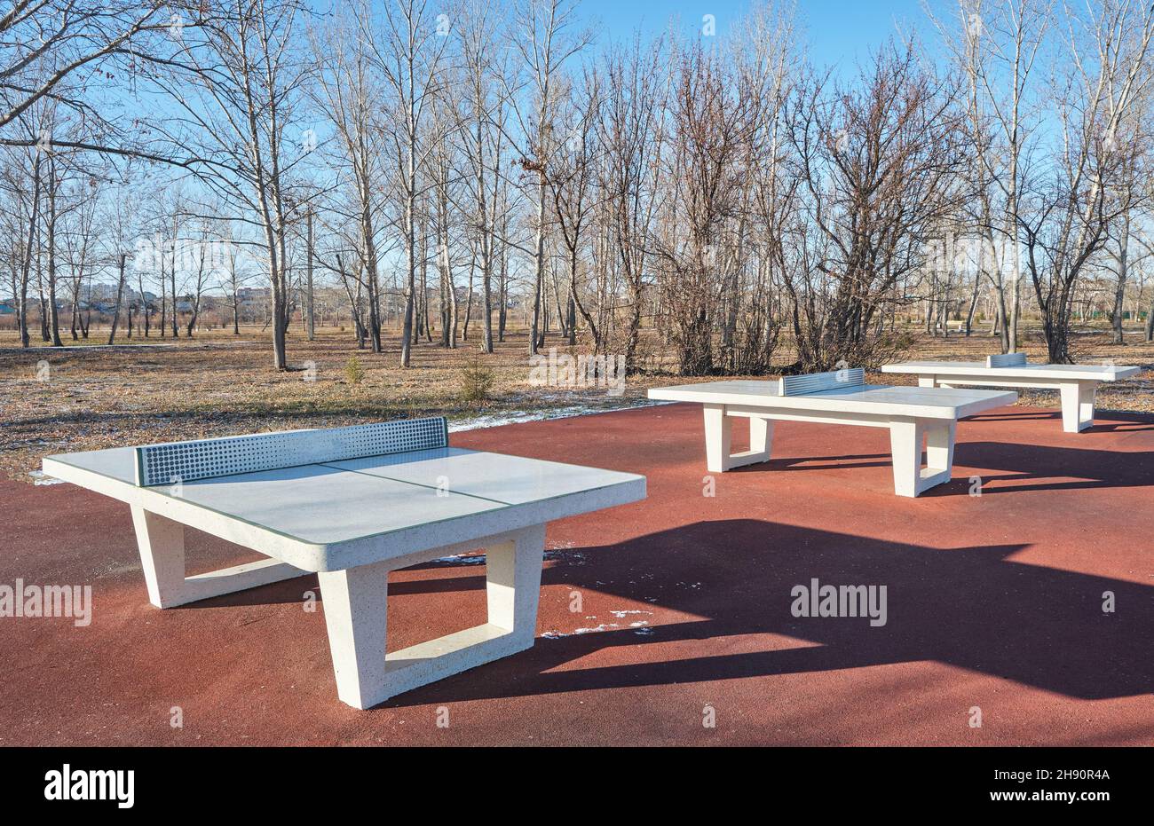 Outdoor table tennis tables hi-res stock photography and images - Alamy