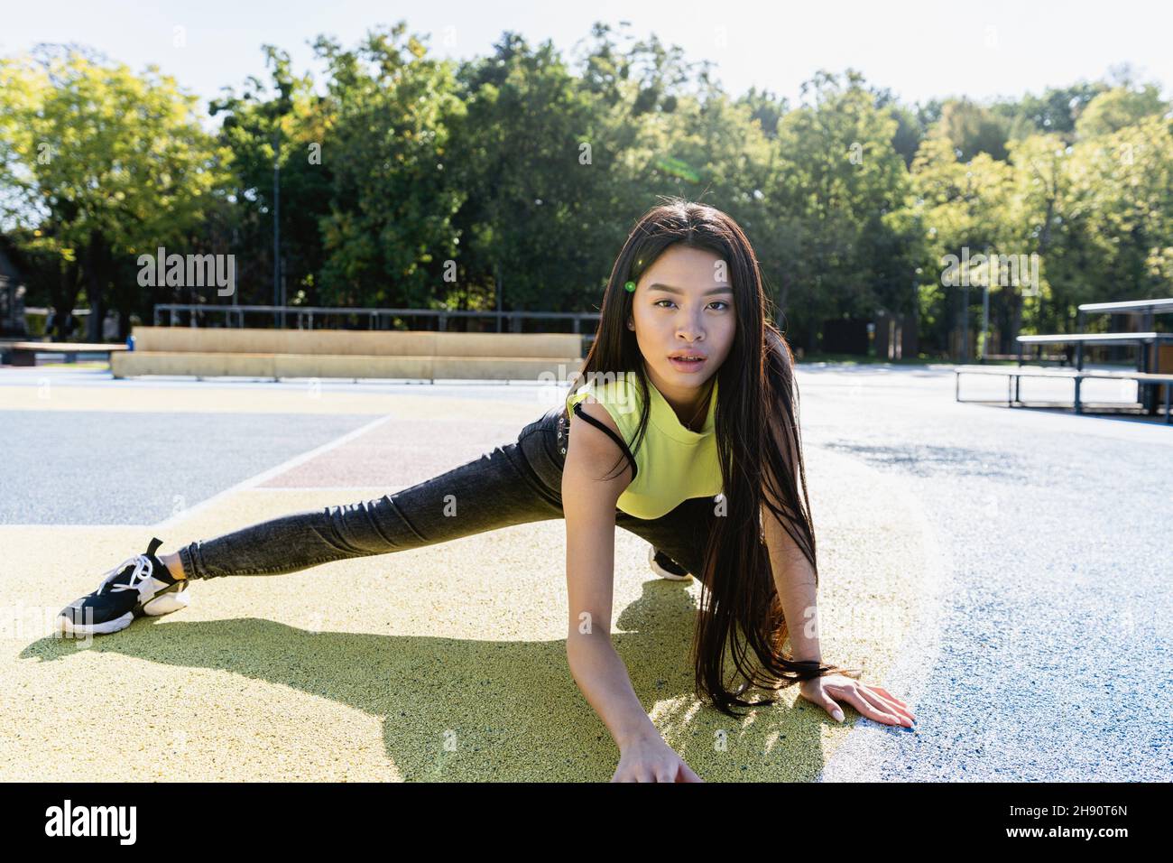 Modern life style hi-res stock photography and images - Alamy