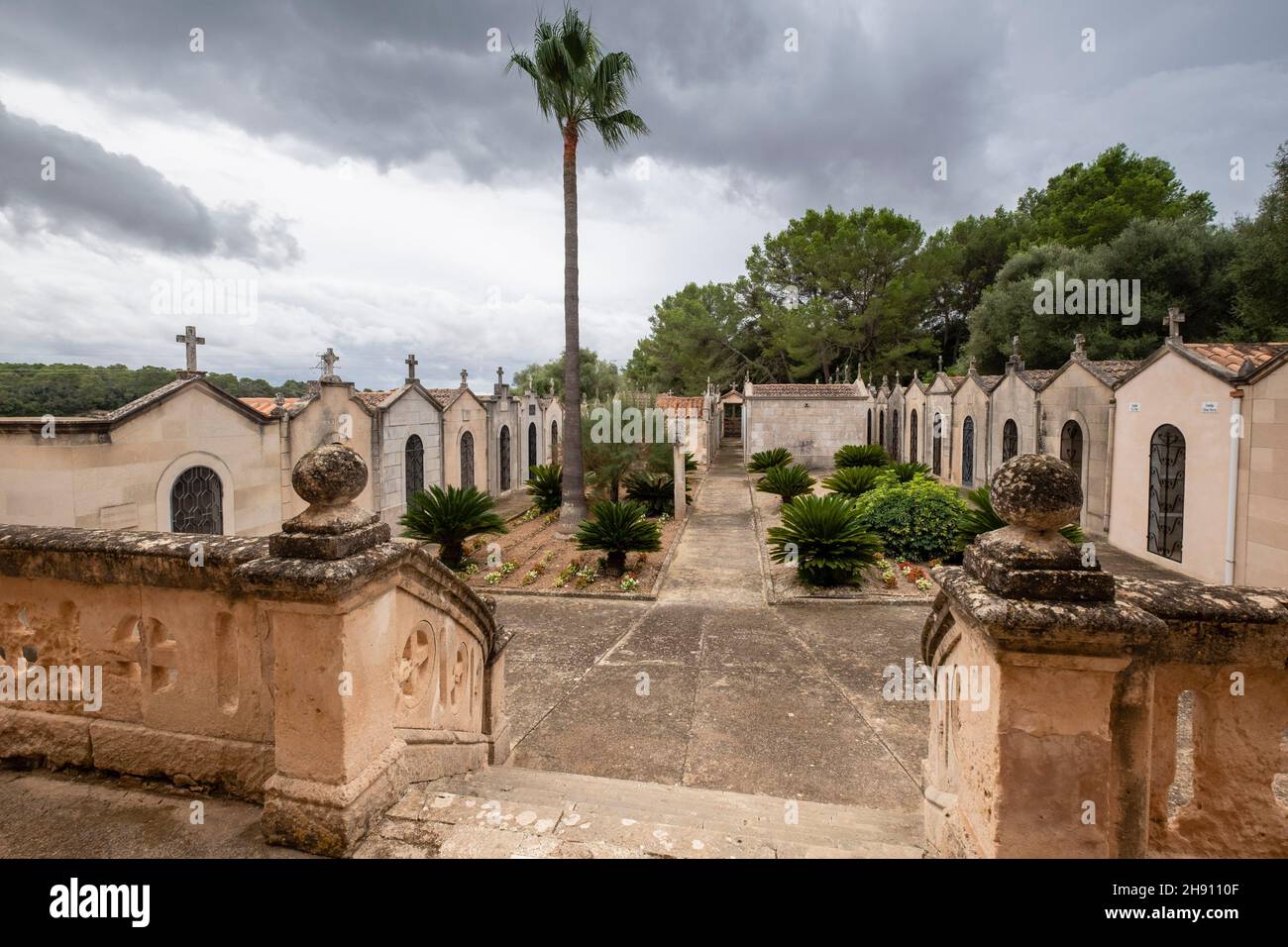 Majorca family hi-res stock photography and images - Alamy
