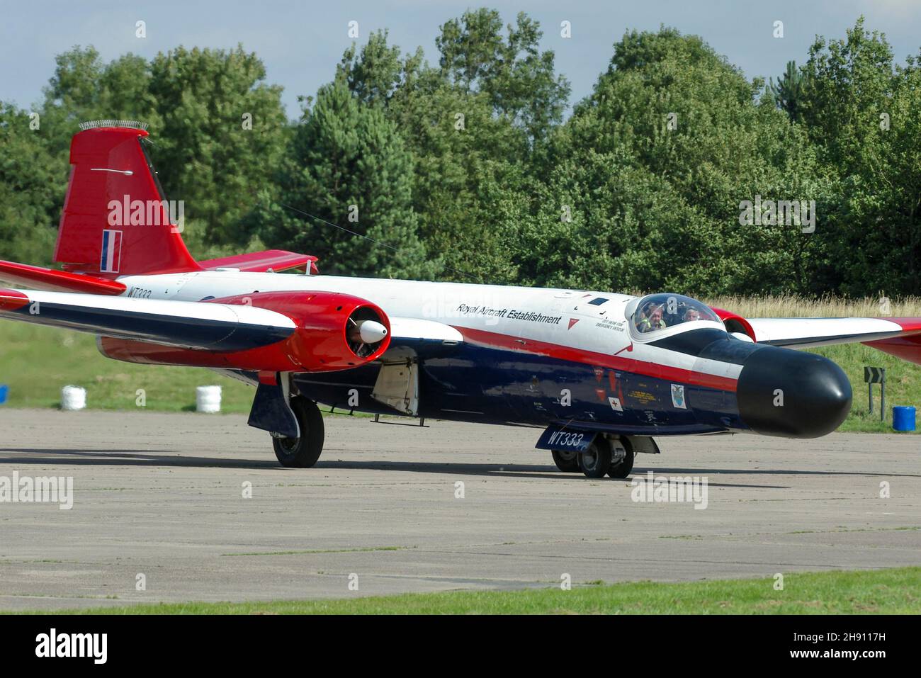 English Electric Canberra B(I)8/B.6 Mod WT333 classic jet plane at ...