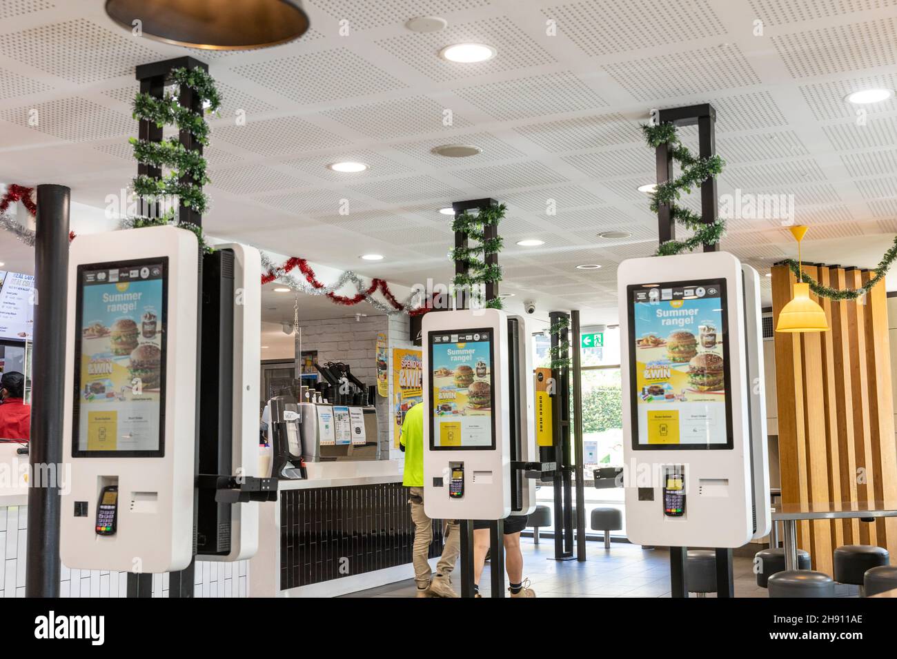 Mcdonalds restaurant interior hi-res stock photography and images - Alamy
