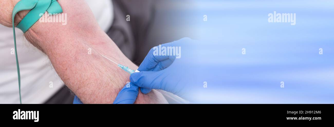 Injection of a catheter in the arm of a patient Stock Photo - Alamy