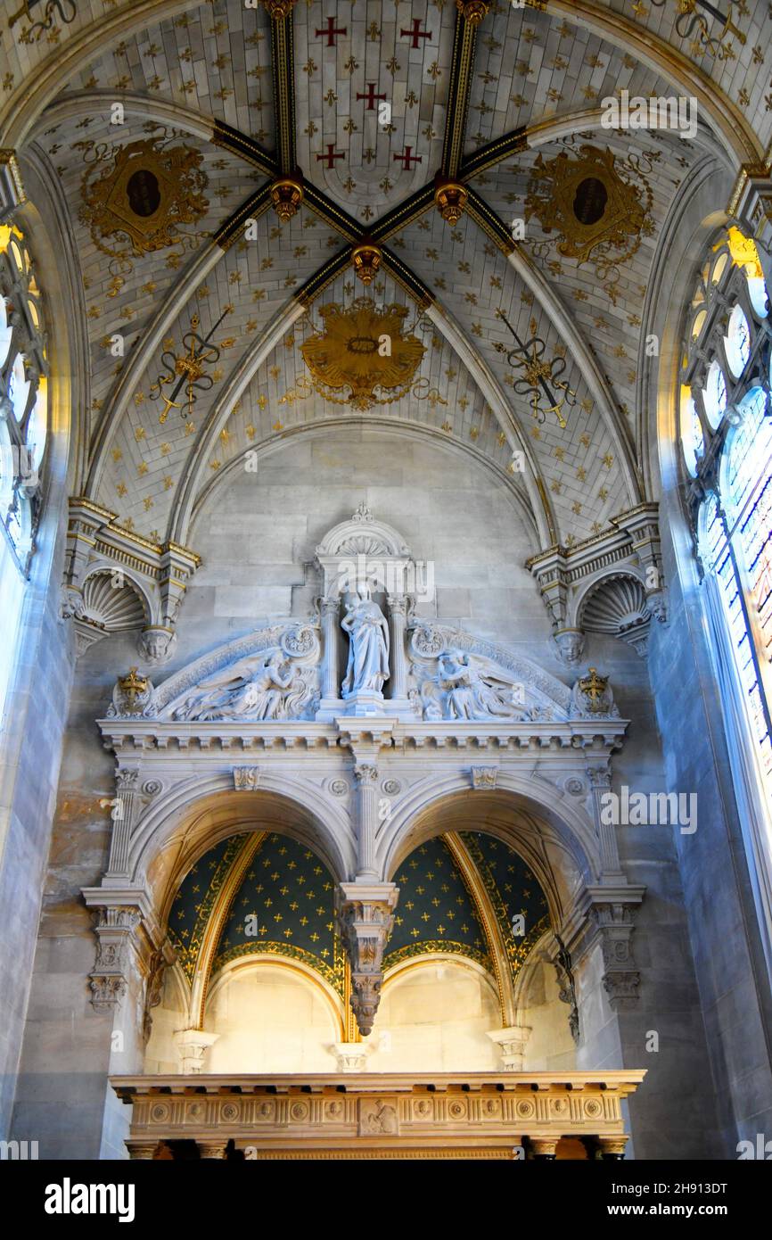 Chateau de chantilly interior hi-res stock photography and images - Alamy