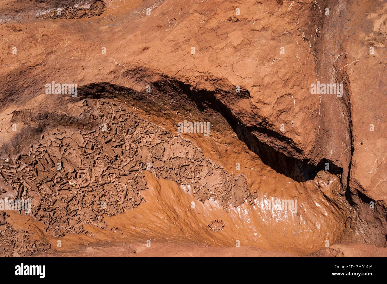 Indian red soil hi-res stock photography and images - Alamy