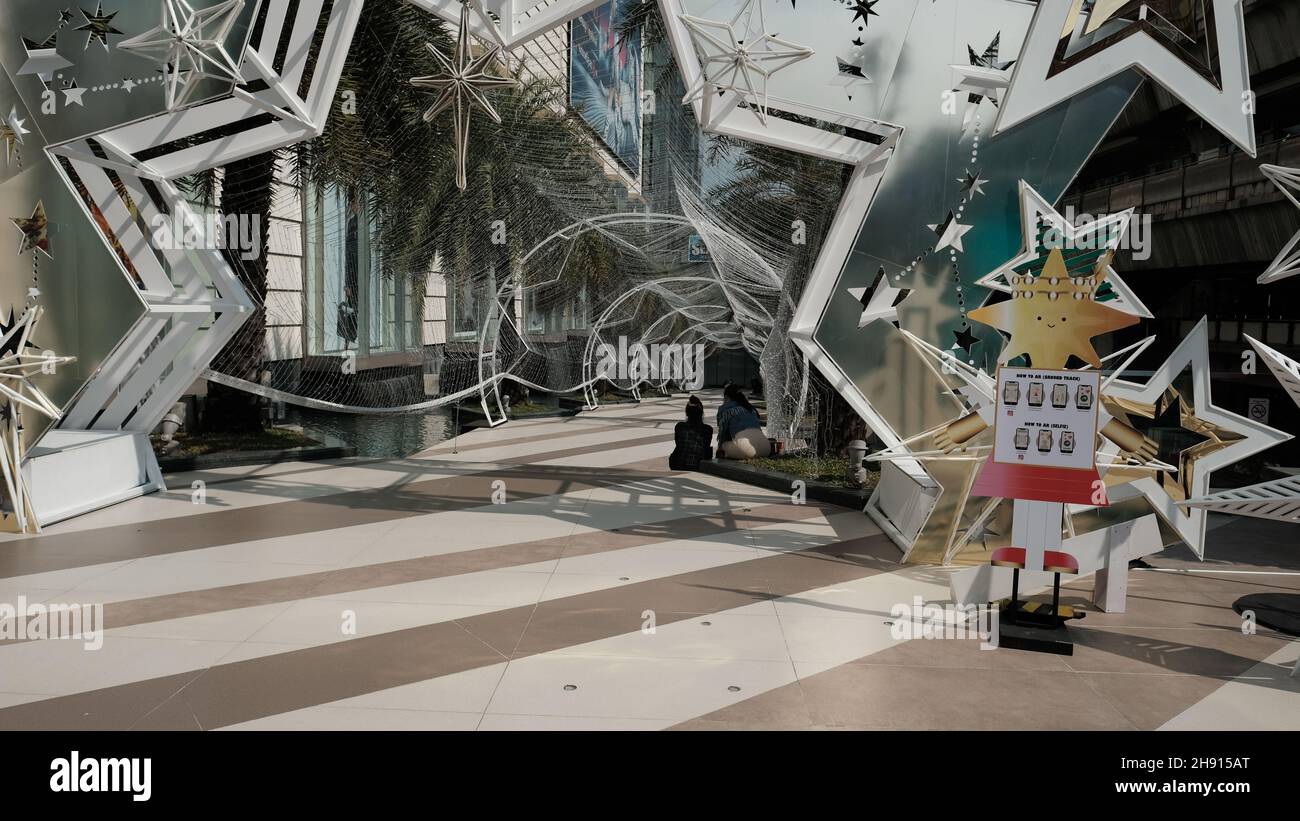 Siam Paragon (สยามพารากอน) Season's Greetings Christmas Decorations ...