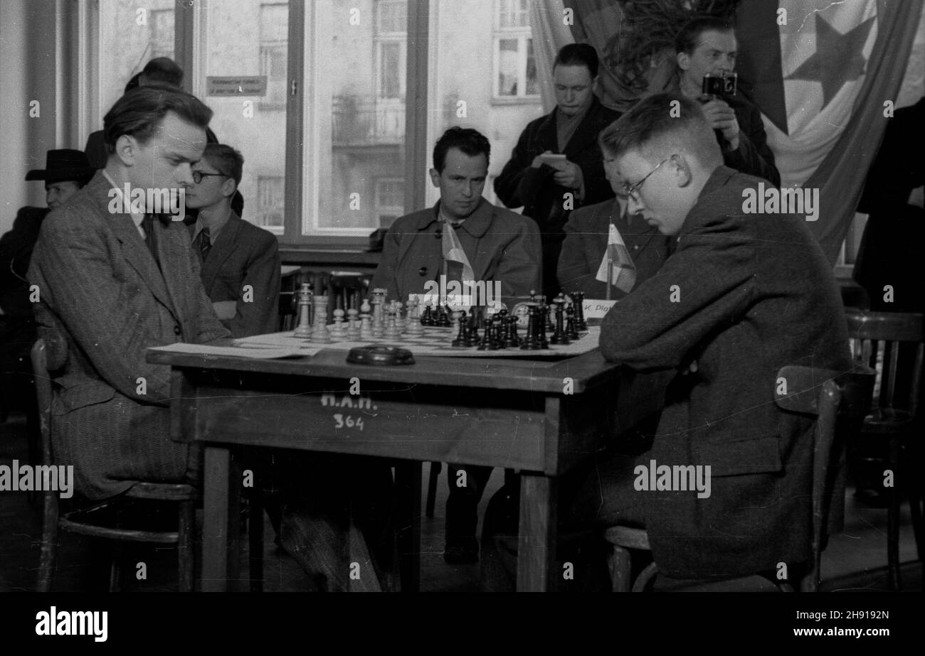 Soviet chess championship hi-res stock photography and images - Alamy