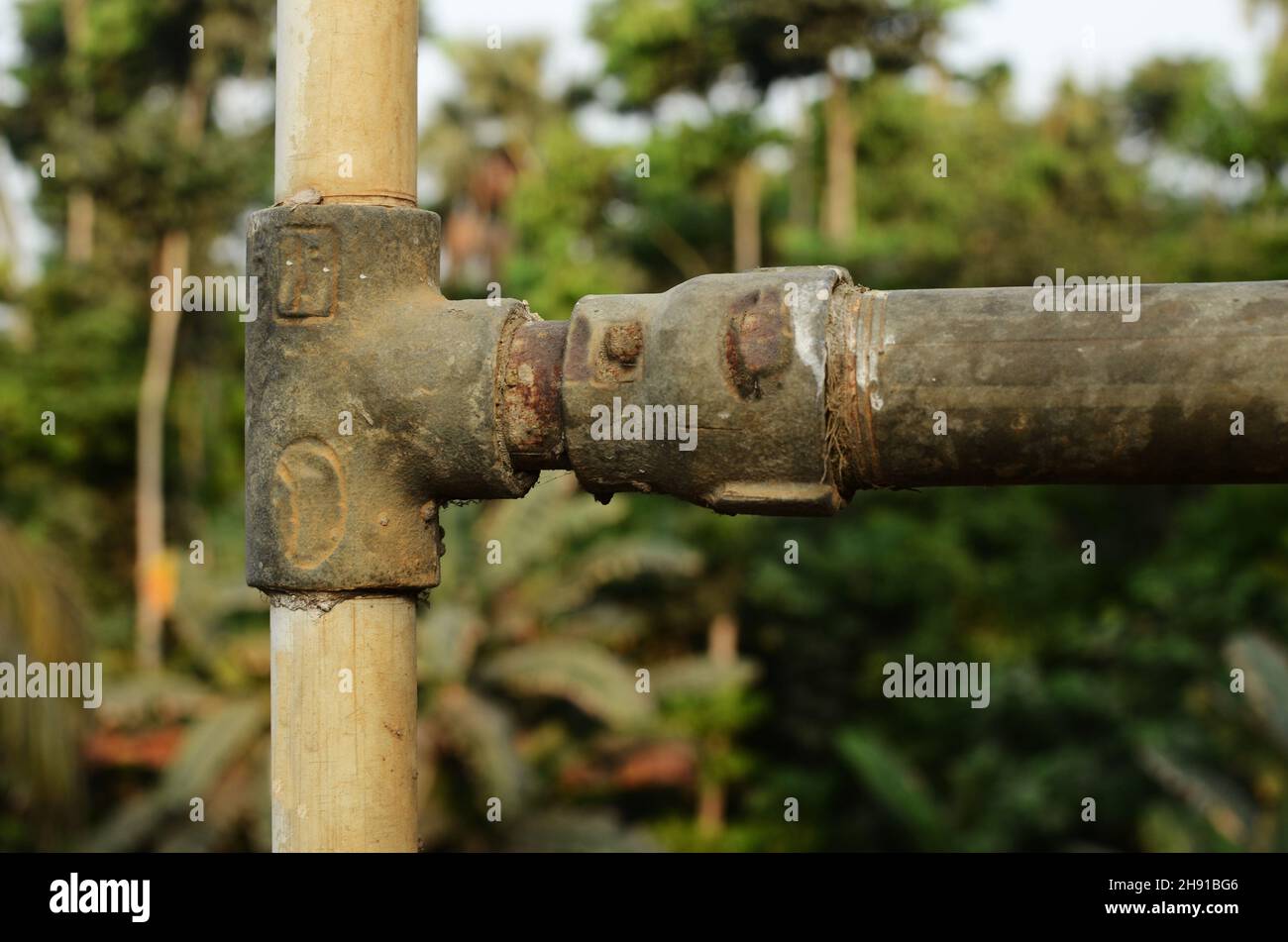 How to change a corroded hot water pipe hi-res stock photography and ...