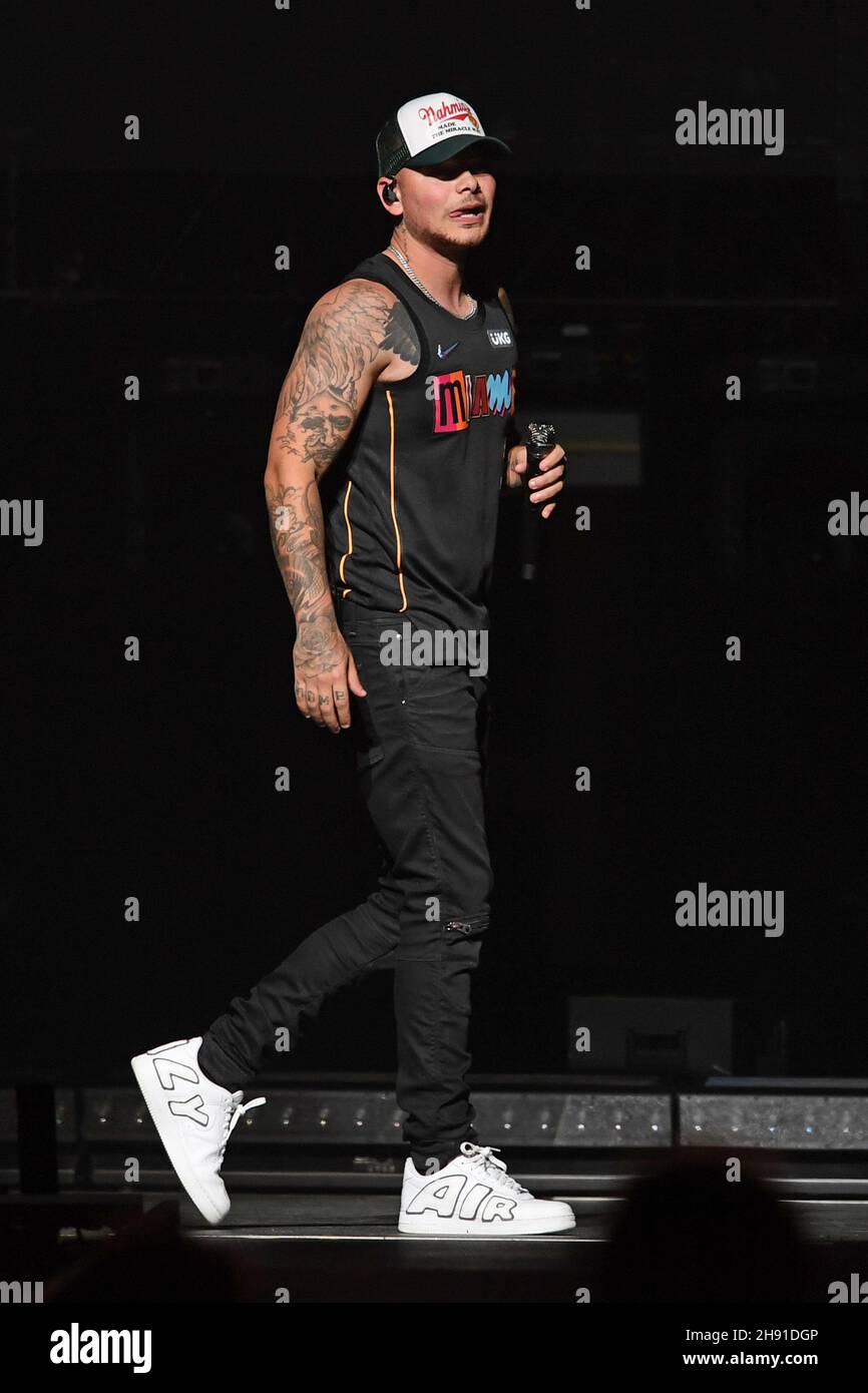 Miami, FL, USA. 02nd Dec, 2021. Kane Brown performs during the Blessed ...