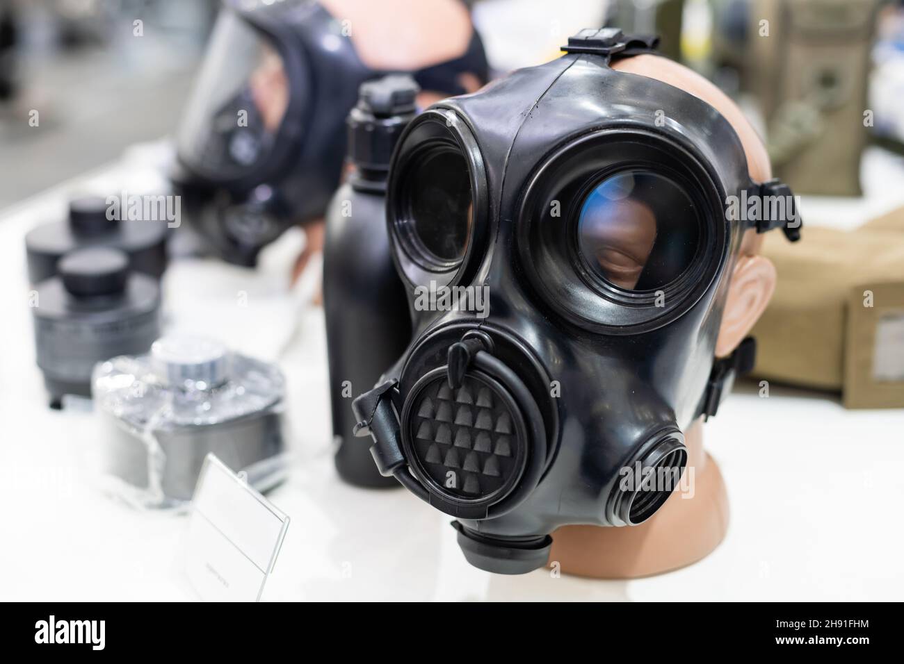 Mannequin in an army helmet and bulletproof vest Stock Photo - Alamy