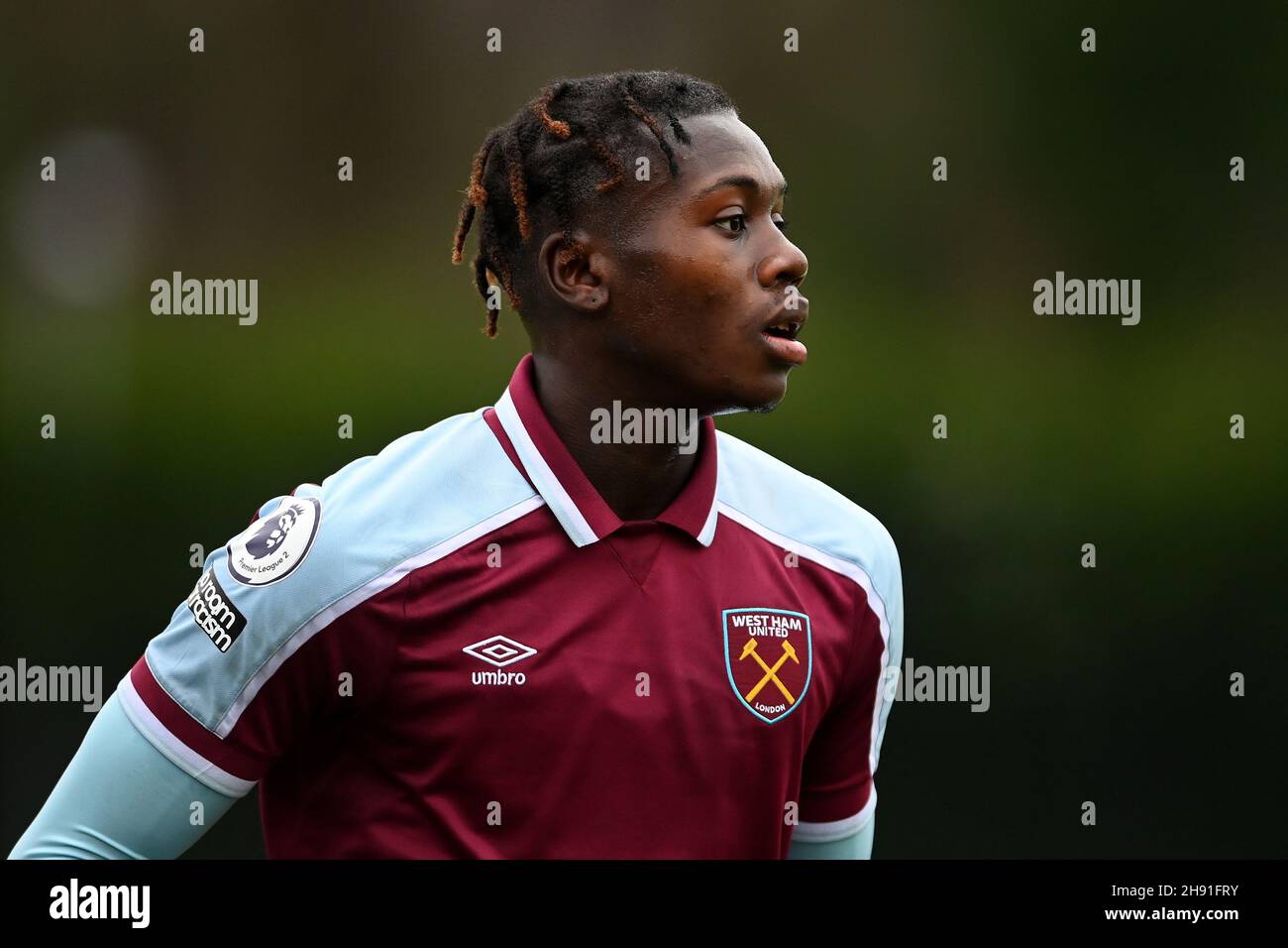 Emmanuel longelo of west ham united hi-res stock photography and images ...