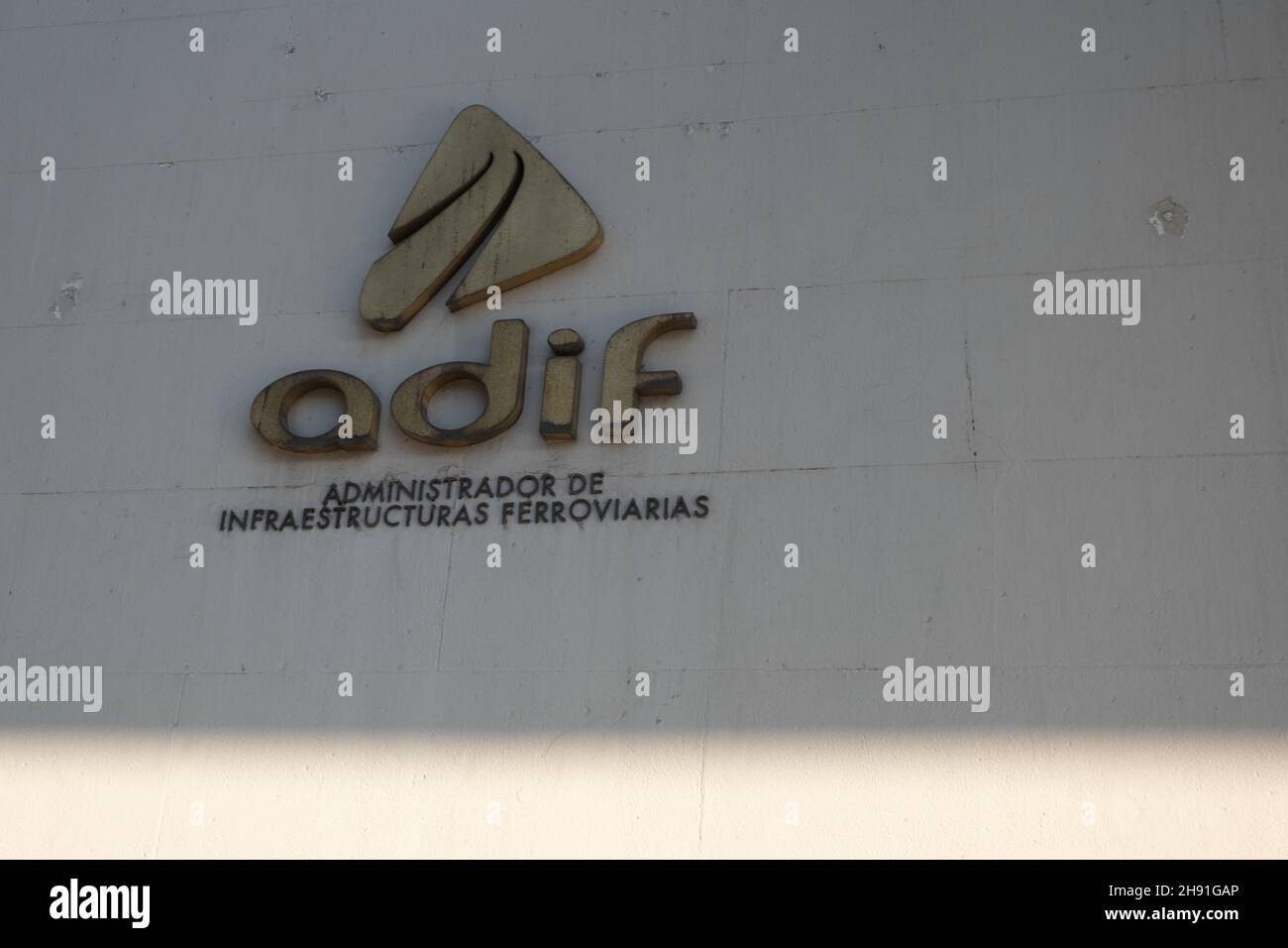 Infraestructuras ferroviarias hi-res stock photography and images - Alamy