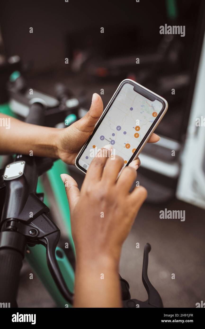 Using as smart phone app hi-res stock photography and images - Alamy