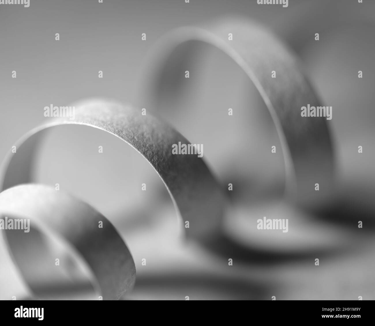 W curls hi-res stock photography and images - Alamy