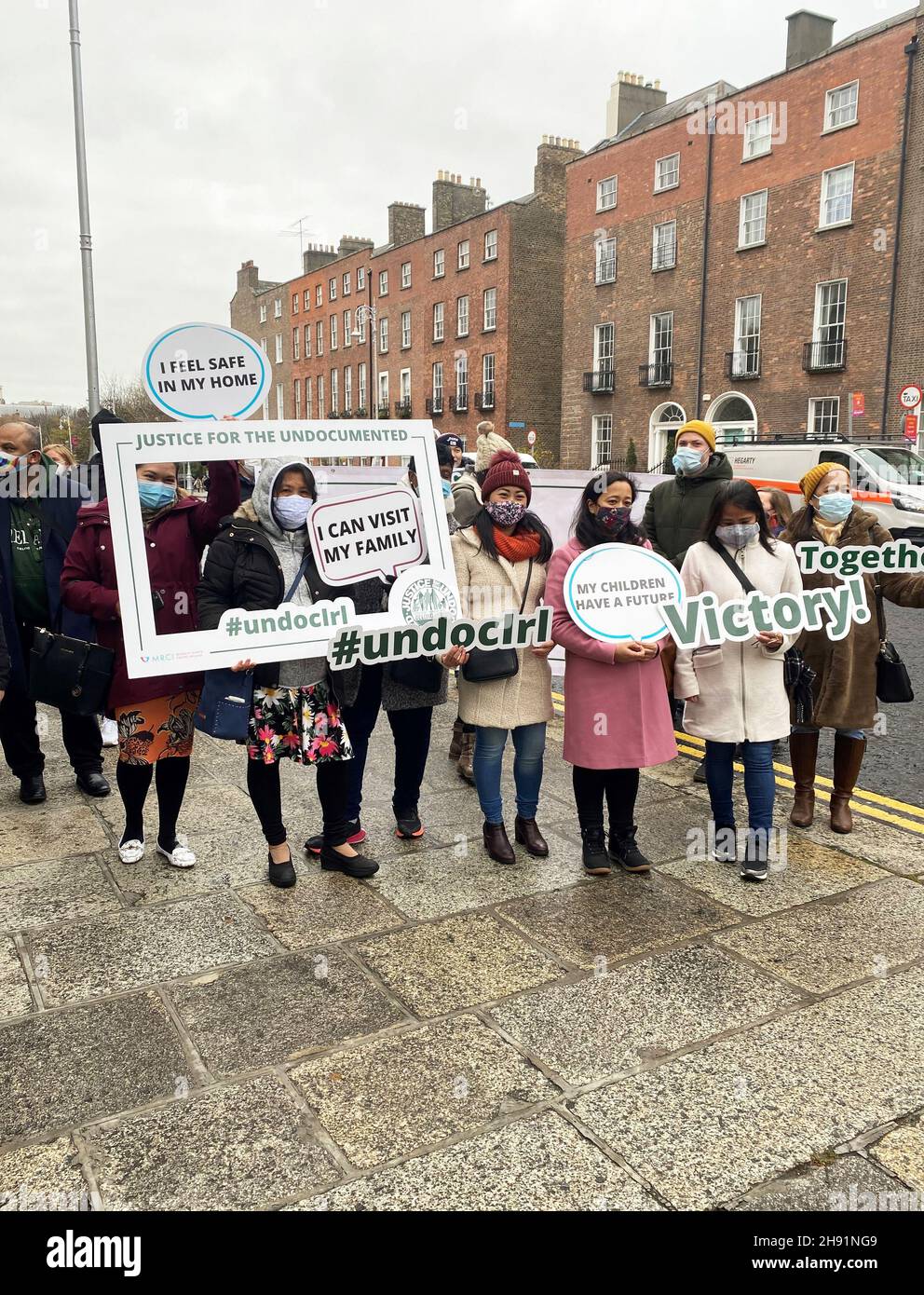 Regularise migrants hi-res stock photography and images - Alamy