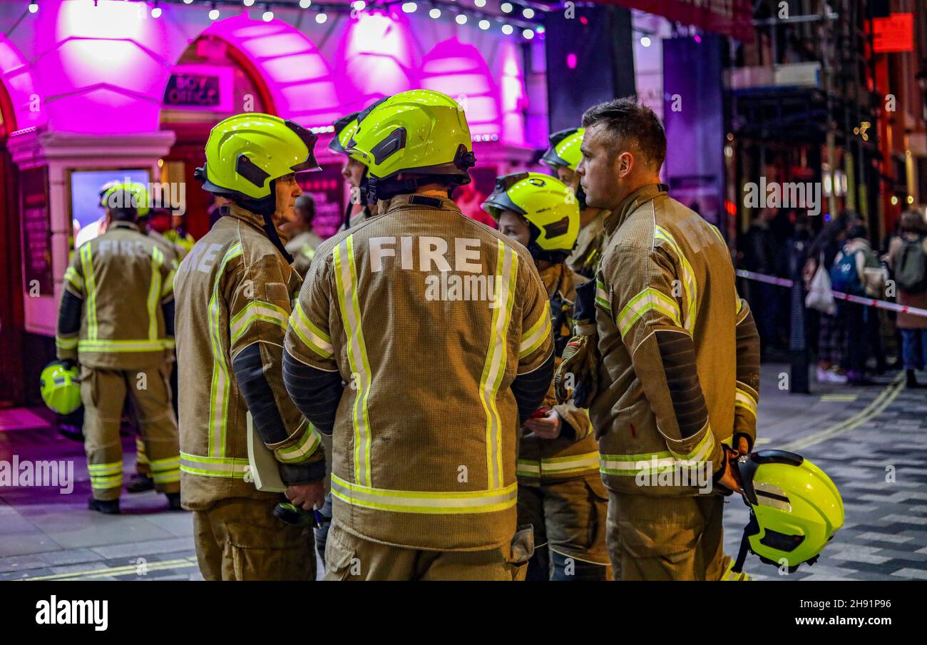 London fire brigade helmets hi-res stock photography and images - Alamy