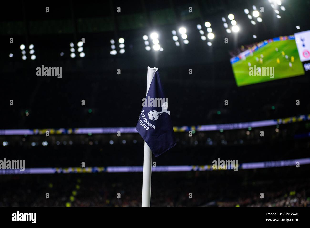 Tottenham hotspur flag hi-res stock photography and images - Alamy