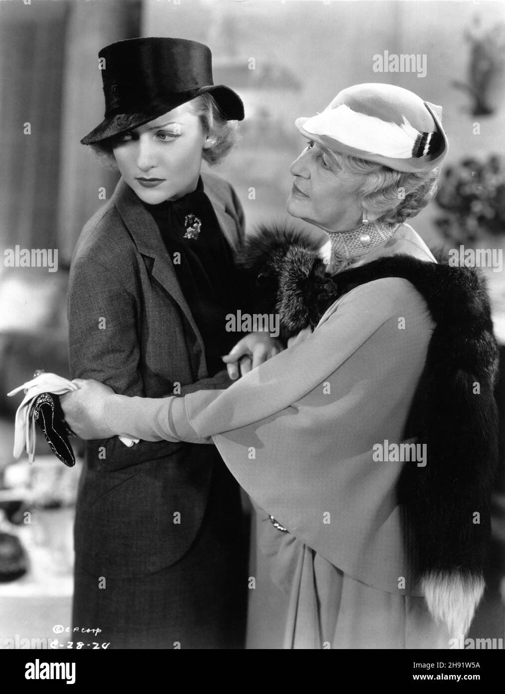 CAROLE LOMBARD and MAY ROBSON in LADY BY CHOICE 1934 director DAVID ...
