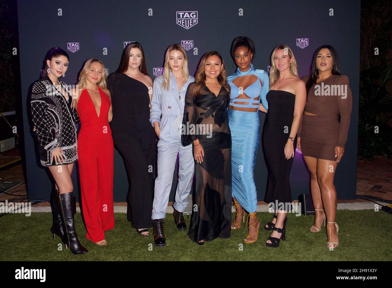 Elizabeth Elias, Taylor Boozan, Madelyn Cline, Kelly Blanco, Ria ...