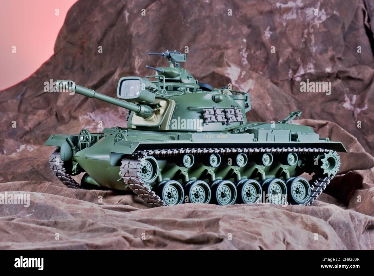 Green army hi-res stock photography and images - Alamy