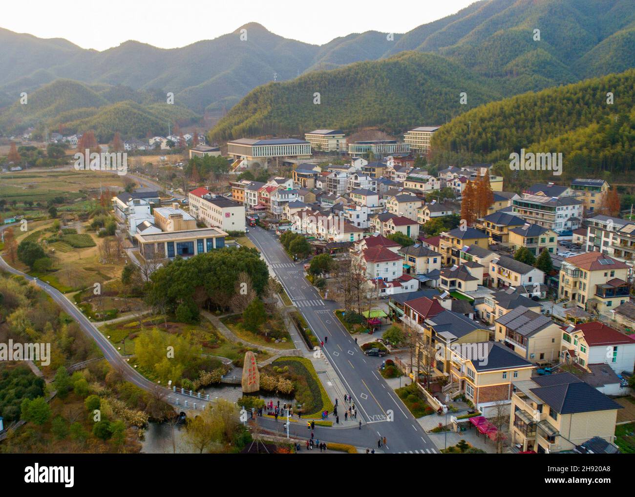 ANJI, Dec. 3, 2021 (Xinhua) -- Aerial photo taken on Dec. 3, 2021 shows ...