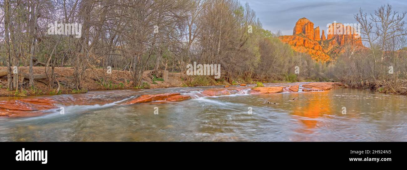 Cathedral rock sedona az hi-res stock photography and images - Alamy