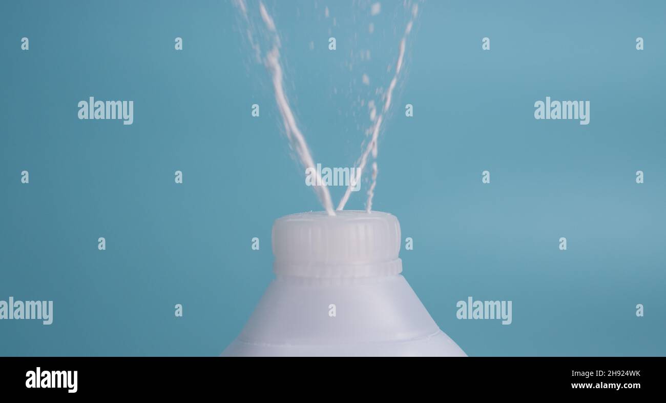 Talcum powder hi-res stock photography and images - Alamy