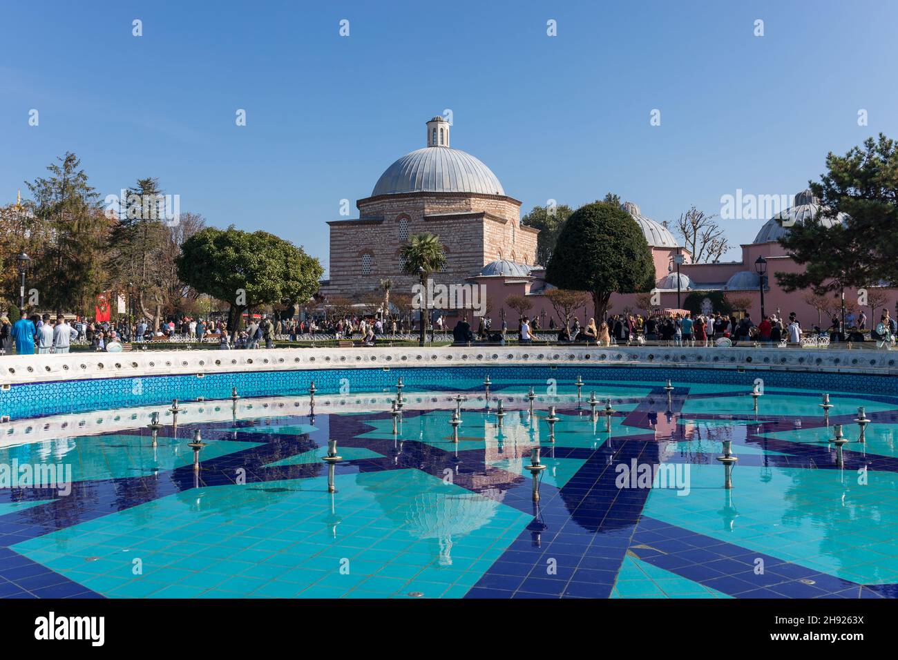 Ayasofya Hurrem Sultan Hamam (Ayasofya Hürrem Sultan Hamamı), Istanbul ...