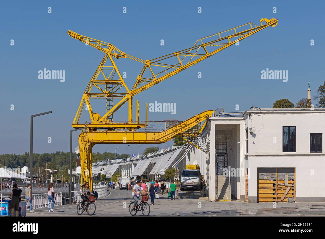 Crane structure hi-res stock photography and images - Alamy