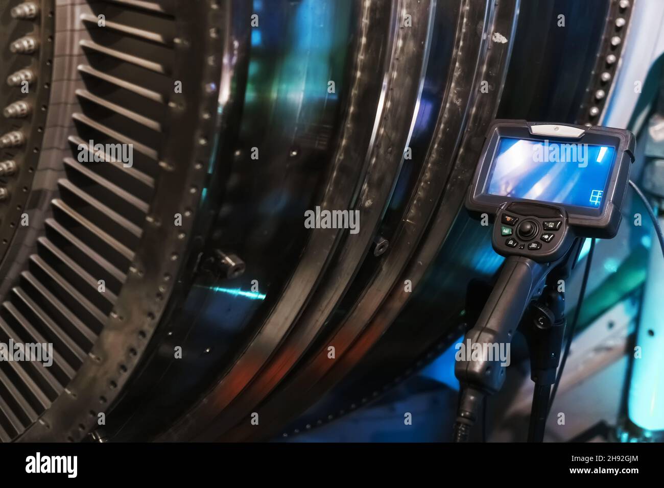 Industrial video endoscope for monitoring the internal state of gas ...