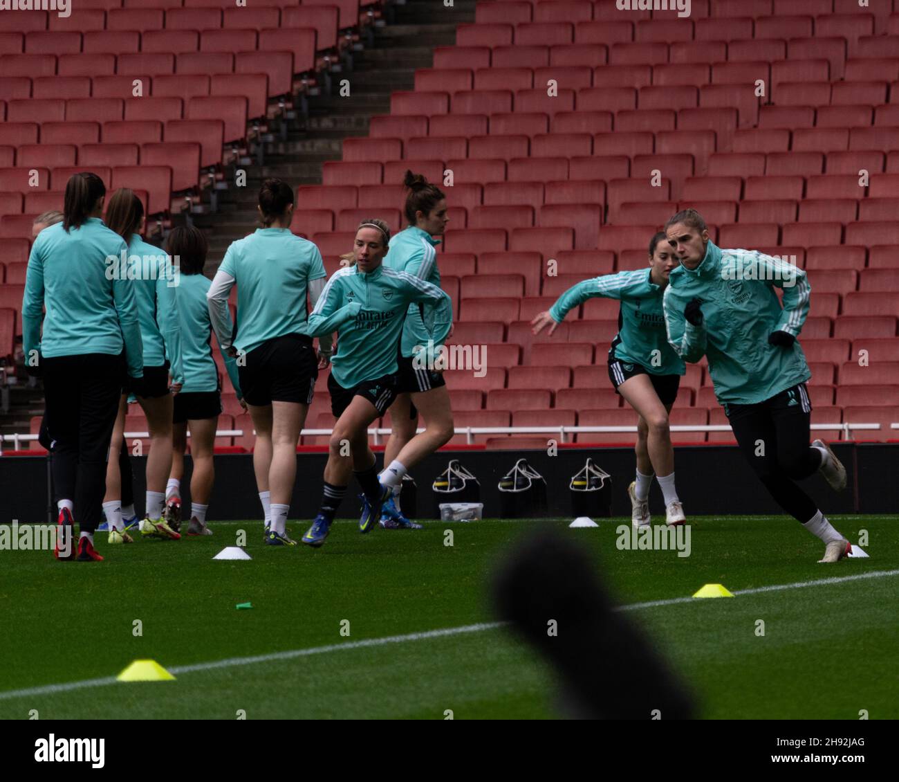 Arsenal open training session at Emirates Stadium (03/12/21) Daniela ...