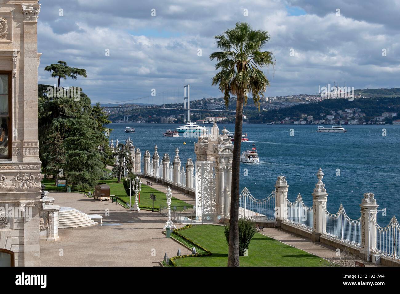 The Bosphorus Strait in Istanbul, Turkey Stock Photo - Alamy