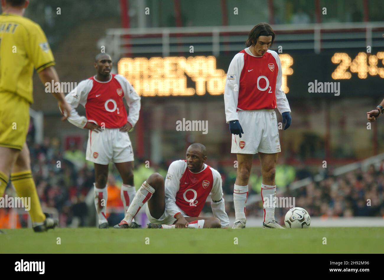 Patrick viera arsenal hi-res stock photography and images - Alamy
