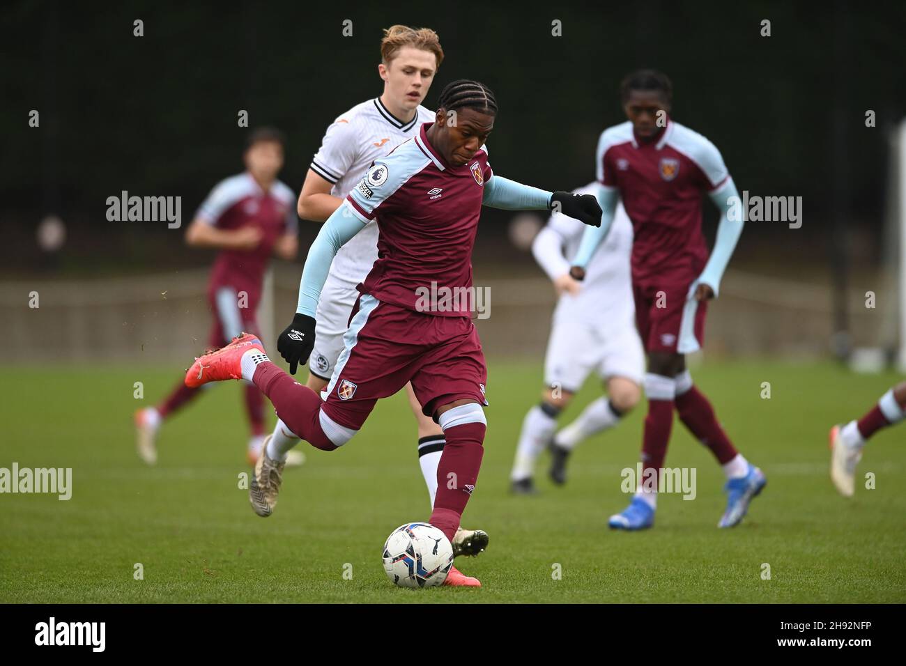 Thierry nevers hi-res stock photography and images - Alamy