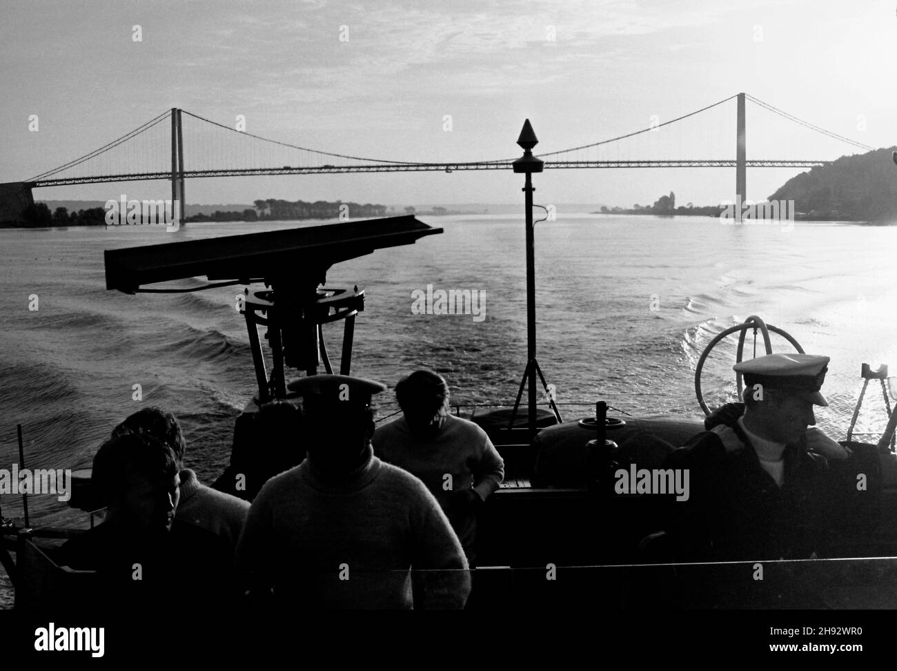 AJAXNETPHOTO. 1971. RIVER SEINE, FRANCE. - 38 KNOTS TO LE HAVRE - HMS ...
