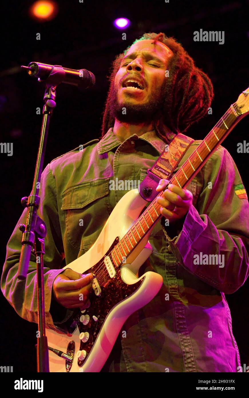 Ziggy marley family hi-res stock photography and images - Alamy