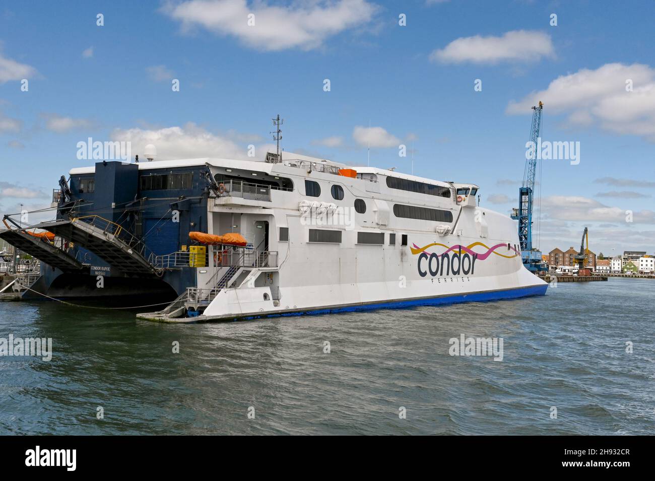 Harbour transportation hi-res stock photography and images - Alamy