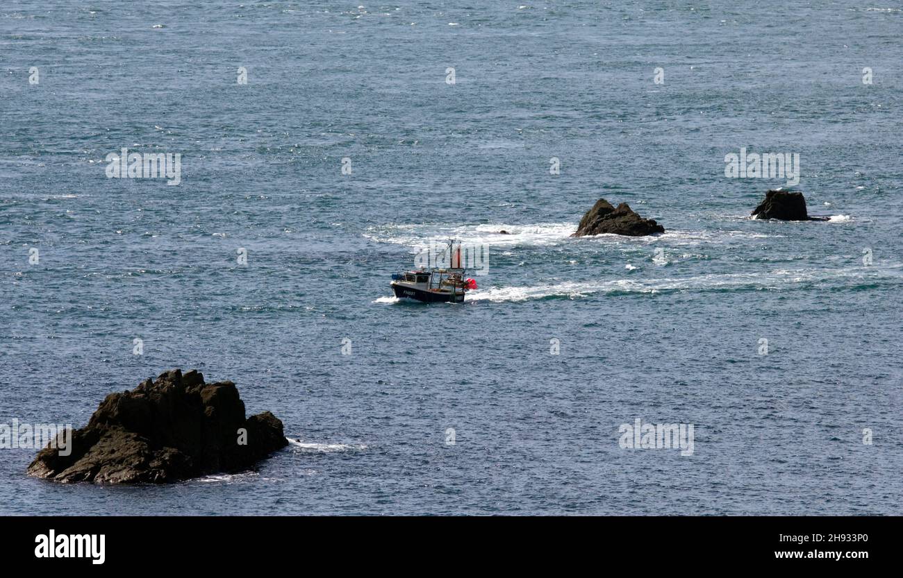 Maenheere rocks hi-res stock photography and images - Alamy