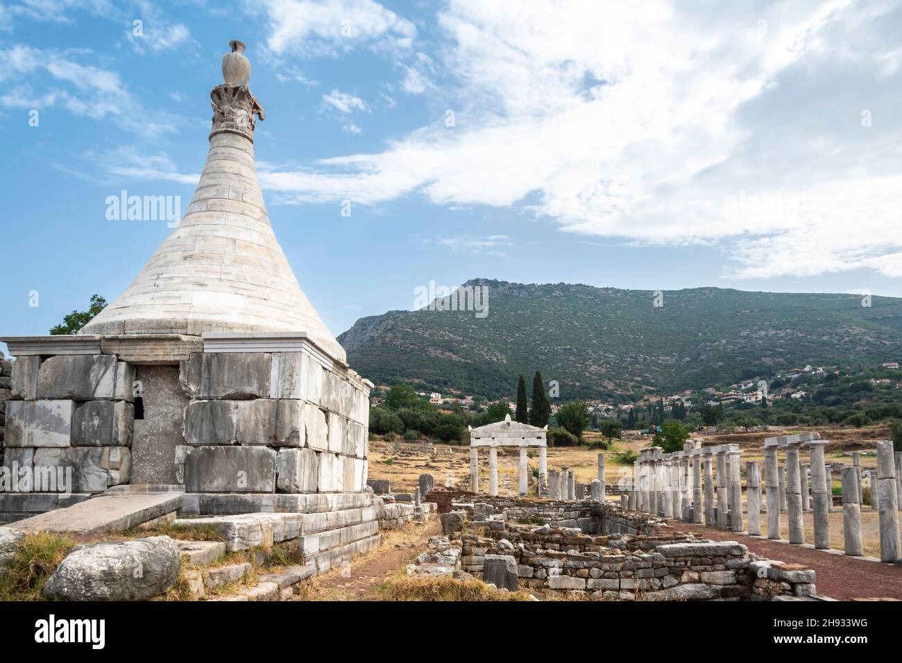 ruins at the ancient archaeological site of Messene Stock Photo - Alamy