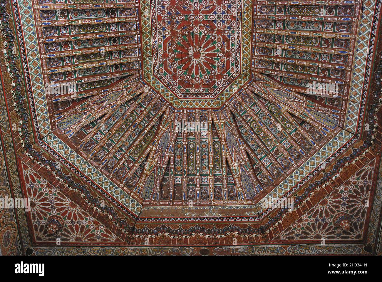 Artistic and traditional ceiling design in Morocco Stock Photo - Alamy