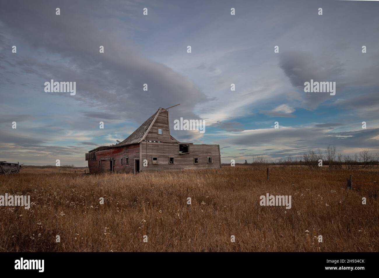 An old abandoned barn on the Canadian prairies Stock Photo - Alamy