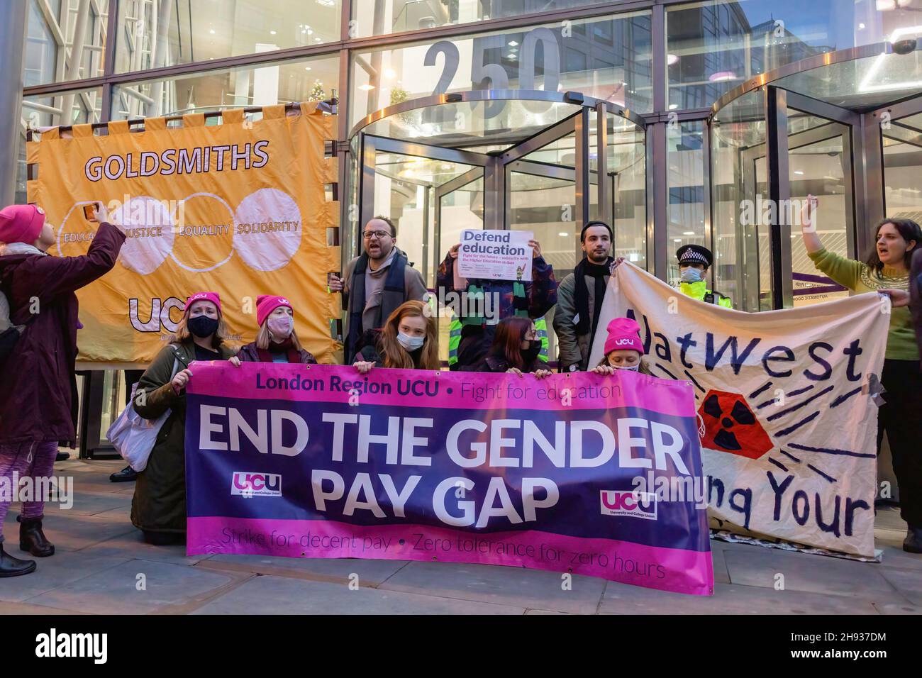 End the gender pay gap protest hi-res stock photography and images - Alamy