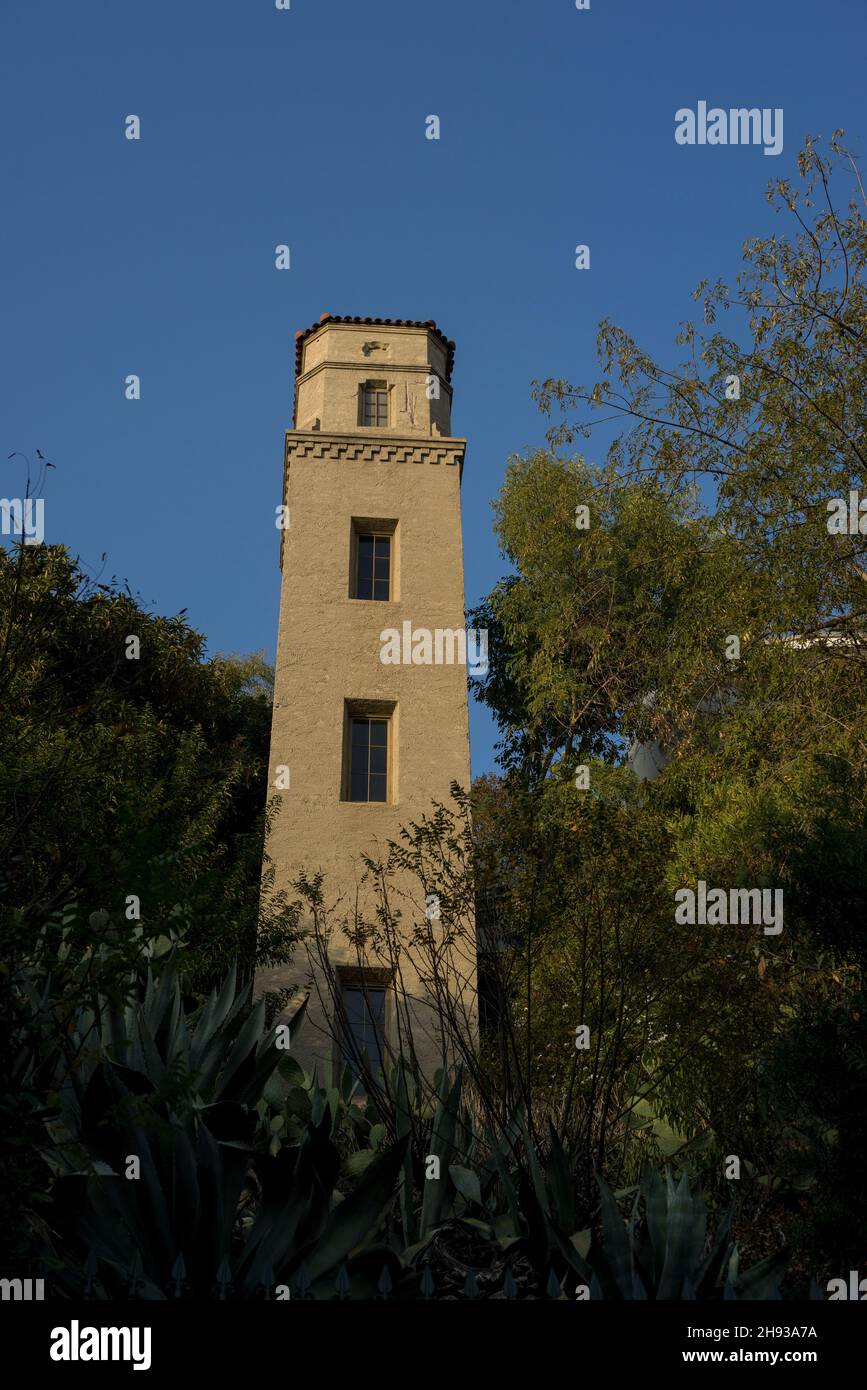 High Tower elevator, Los Angeles Stock Photo - Alamy