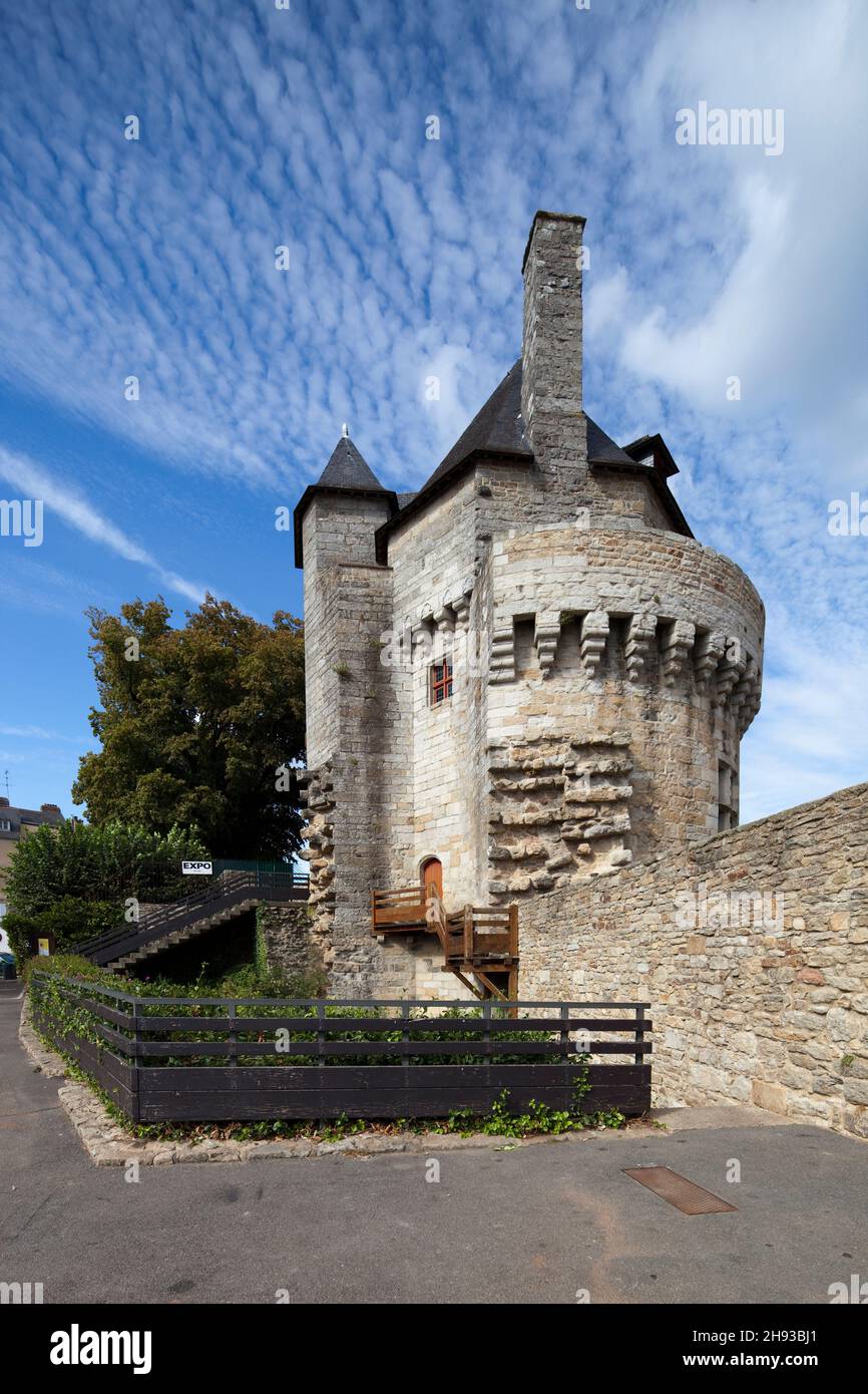 Connetable Tower, Ramparts of Vannes, Brittany, France Stock Photo - Alamy