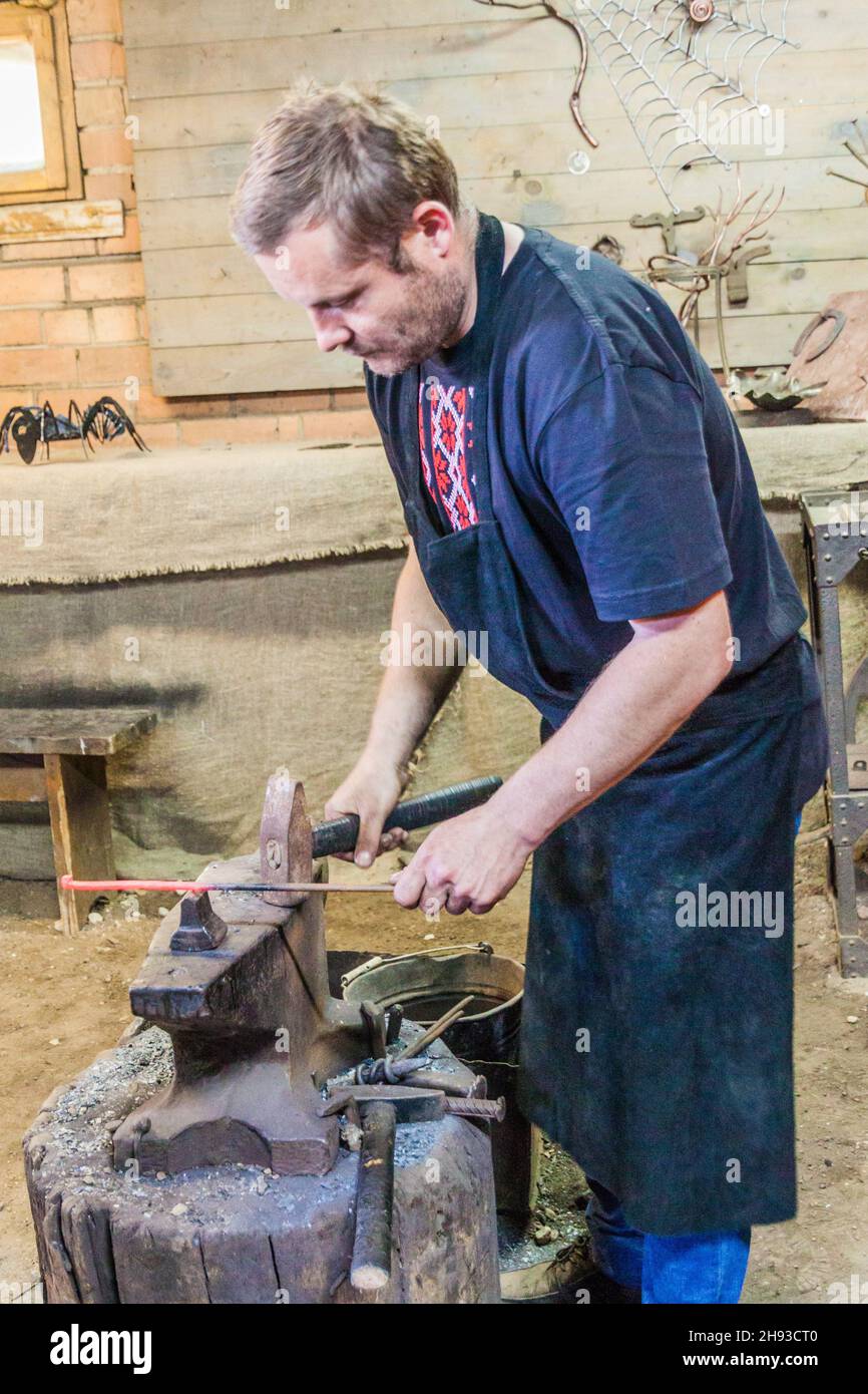Open air forge hi-res stock photography and images - Alamy