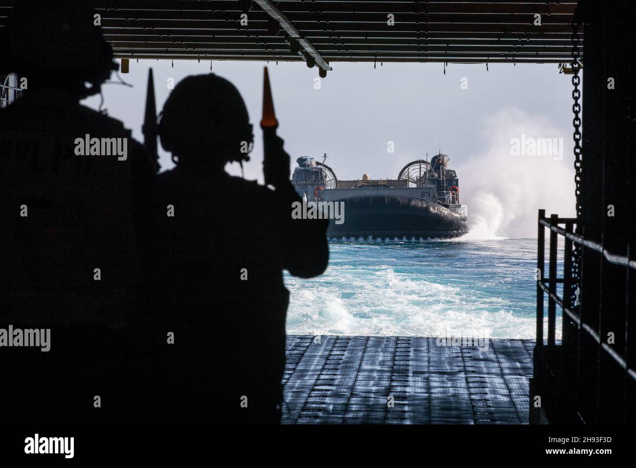 U.S. Navy Boatswains Mates assigned to amphibious assault ship USS ...